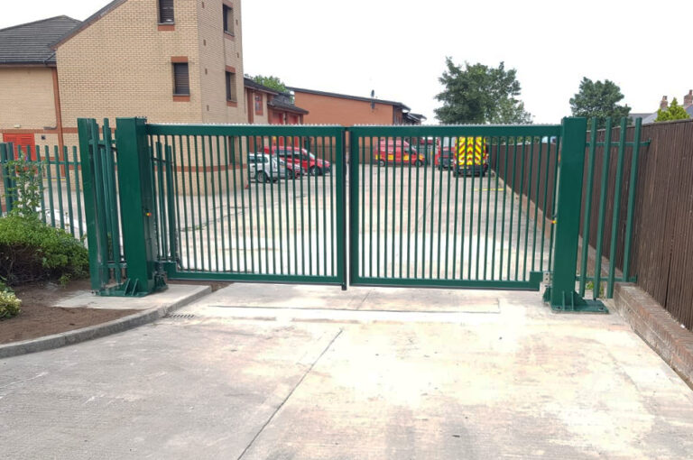 Automatic Gates: Top 5 Benefits | SDG UK, Lincoln